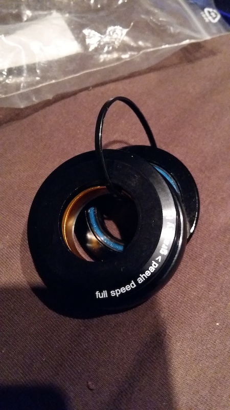 2016 FSA 1.5 inch reducer headset BRAND NEW For Sale
