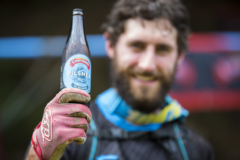 Kiwi Stars Hustle For Top Spot on Day one at Emerson's 3 Peaks Enduro ...