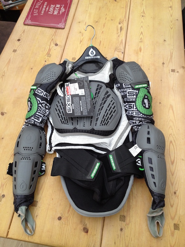SIXSIXONE pro pressure suit torso body armour For Sale
