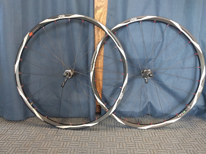 Shimano Deore XT Cross Country Tubeless Wheelset For Sale