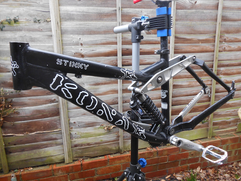Kona Stinky DH frame with Fox Van R For Sale