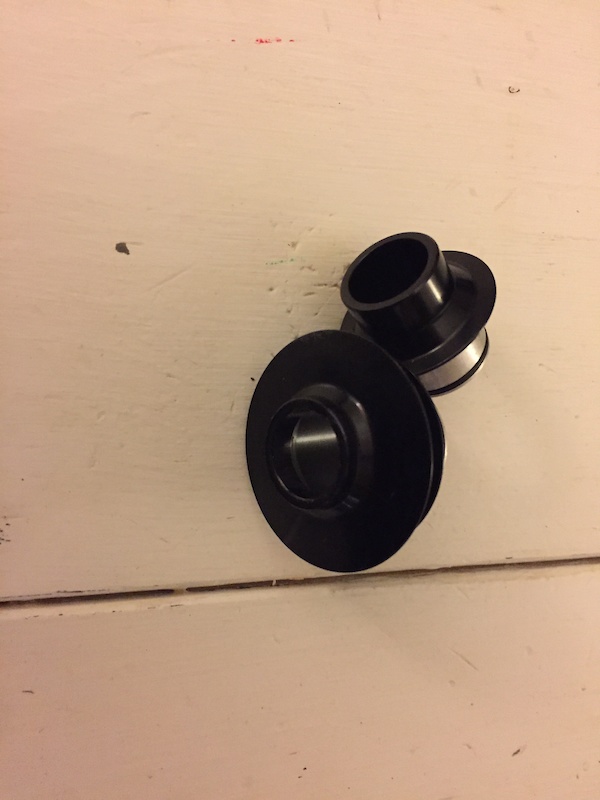Roval Control Traverse 15mm front end caps For Sale