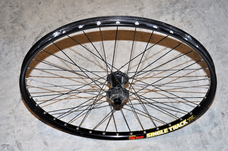 SunRim SingleTrack + Specialized 20mm hub For Sale