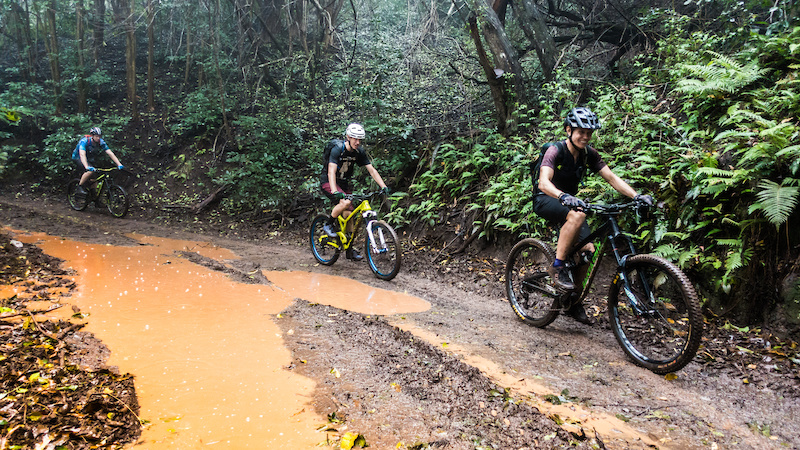 Mokuleia Firebreak Road Mountain Biking Trail - Mokuleia
