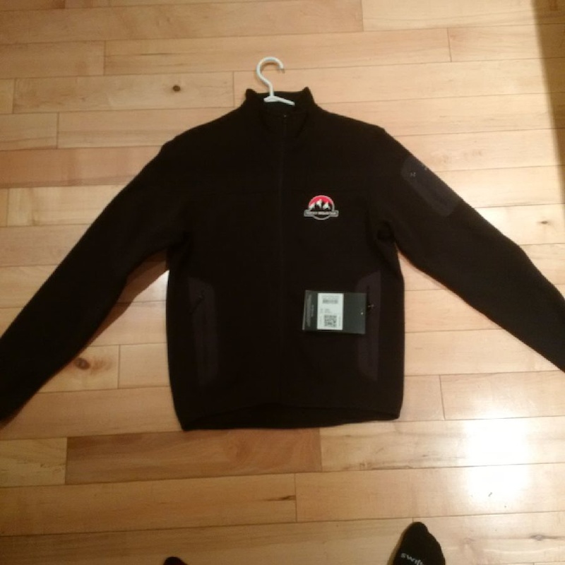 2017 Arcteryx ROCKY MOUNTAIN Staff/Athlete fleece sweater For Sale
