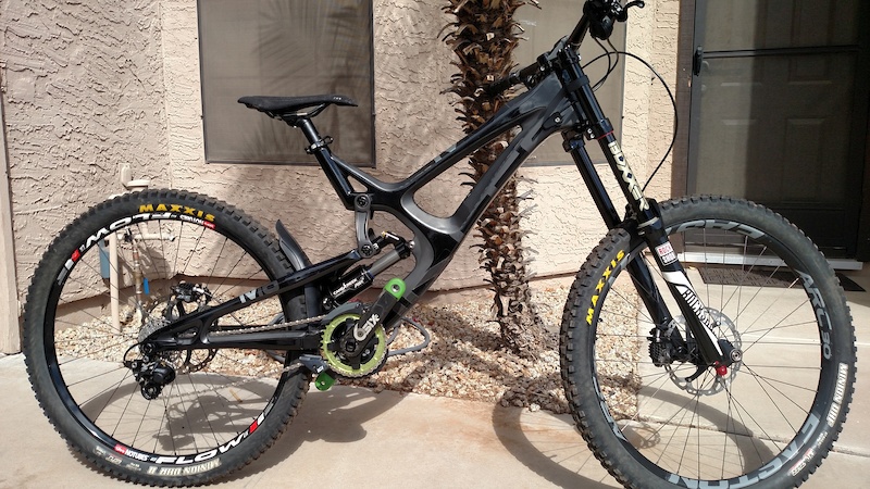 2016 Intense M16C Large. Barely ridden!! For Sale
