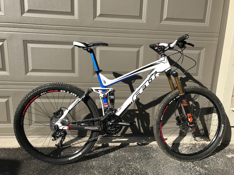 2012 Felt Virtue Expert - Size M (17.5") For Sale