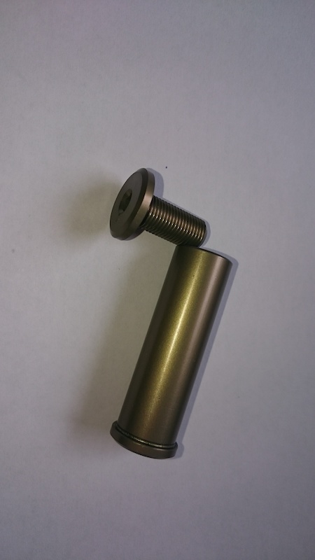 2009 Yeti 575 Main Pivot Bolt and Pin For Sale