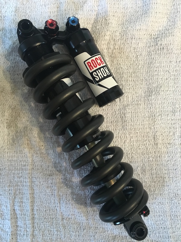 2017 Rockshox Vivid RC2 9.5x3" - New Take off For Sale