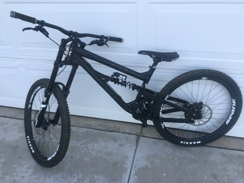 2016 Banshee Darkside Downhill Bike For Sale
