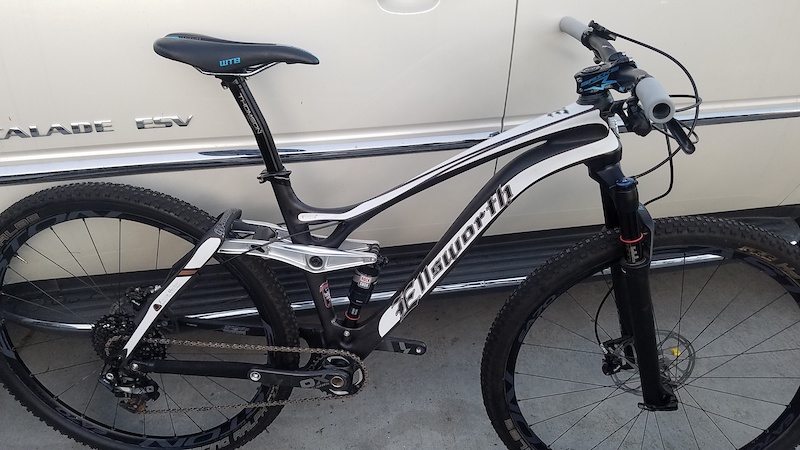 2014 ELLSWORTH EVOLVE CARBON 29er XO1 SID For Sale