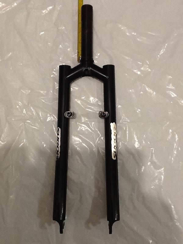Tange Struts rigid Cromoly 1 1/8 Fork -great condition For Sale