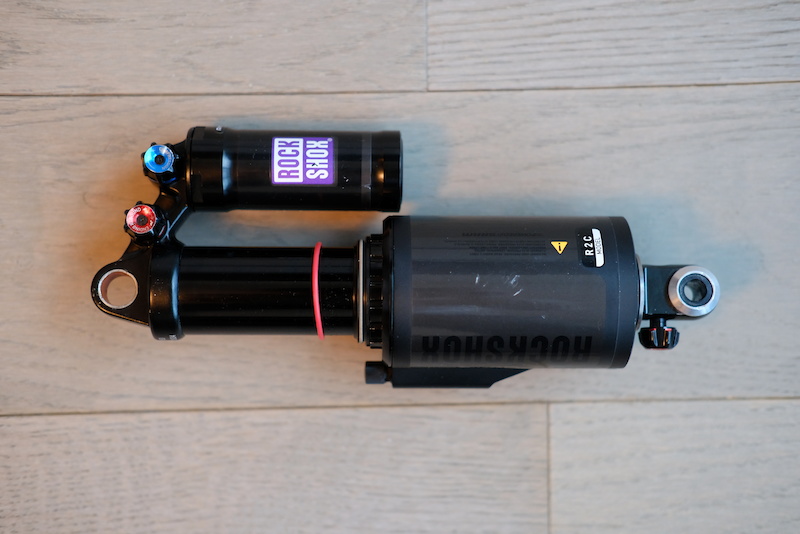 2015 Rock Shox Vivid RC2 Air 8.5"X 2.5" (216mm x 63mm) For Sale