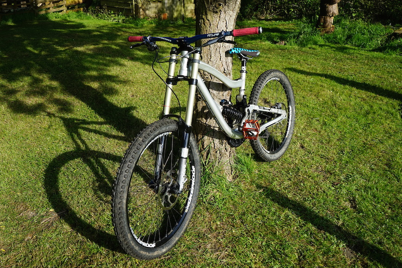 2012 Nukeproof Scalp DH Comp For Sale