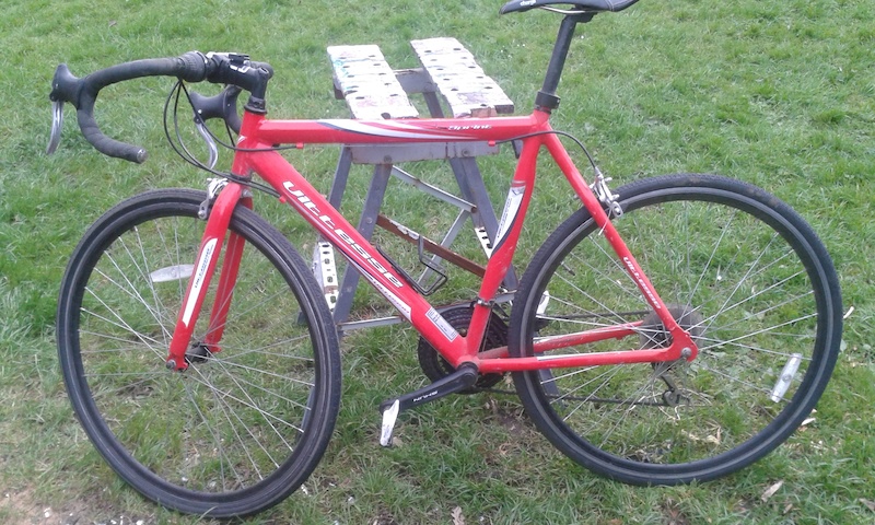 A Vitesse road bike For Sale