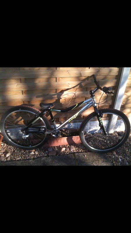 Onza T-Raptor Trial/Street Bike For Sale