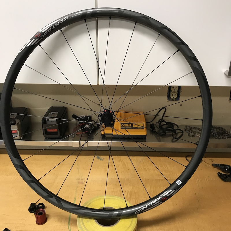 2015 Roval control SL carbon wheelset For Sale