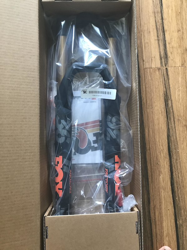 2018 Fox Factory Float 36 150mm for 27.5" NEW IN BOX For Sale