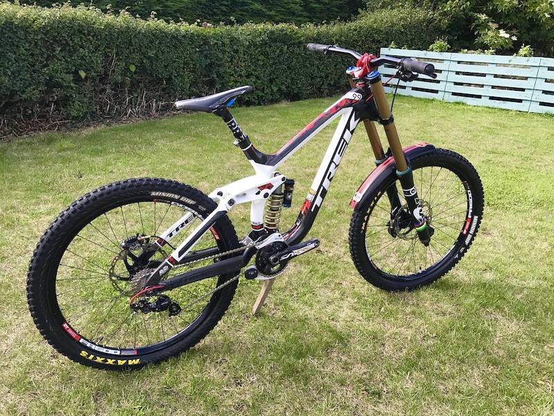 2013 Trek Session 9.9 Carbon (PRICE DROP) For Sale