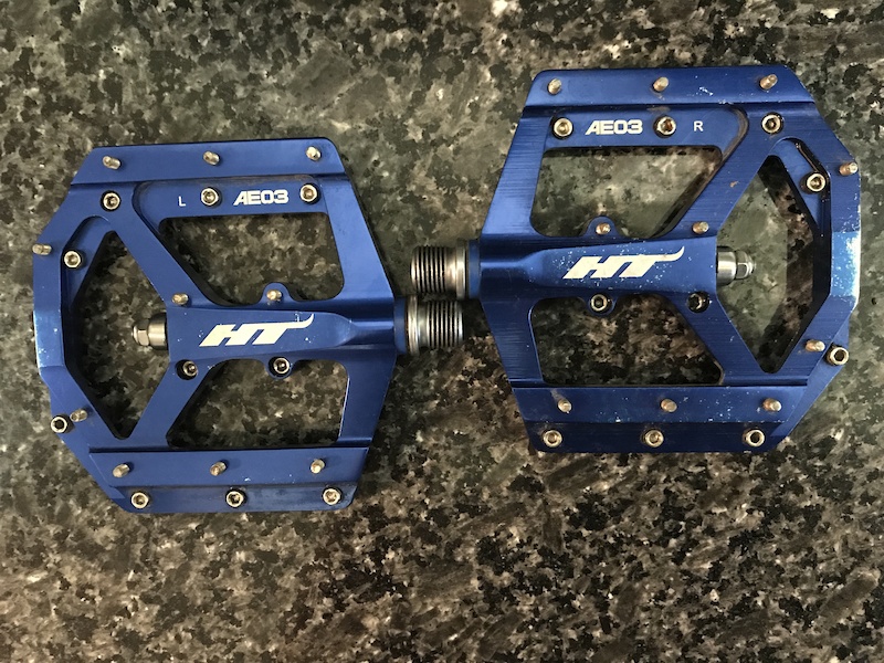 2016 HT AE03 Flat pedals - blue For Sale