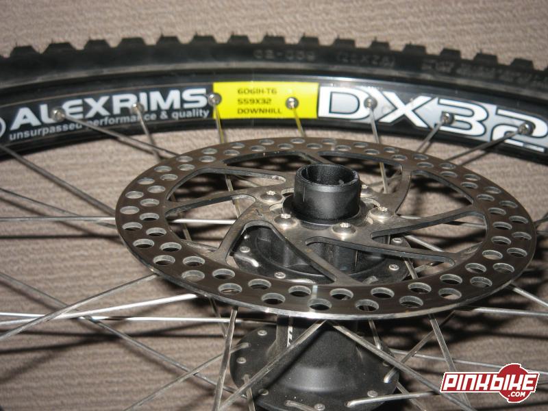 Alexrims DX32 26in wheel + 20mm axel For Sale