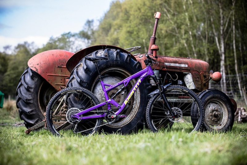 James Shirley's New Identiti - Pinkbike