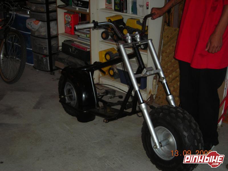 100$ price drop on mini bike/chopper rolling chassis complet For Sale