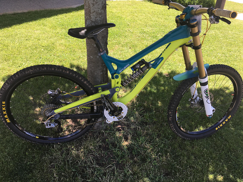 2011 Reduced-Intense Fro 951 Med ***Price DROP** For Sale