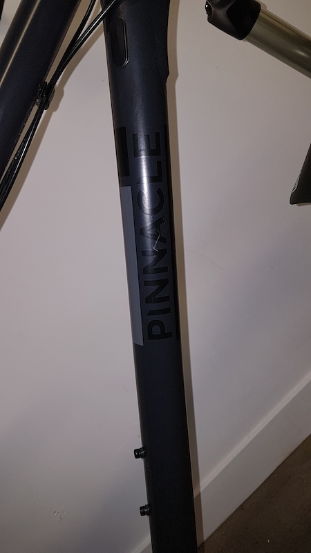 2017 Pinnacle Iroko 2 with sram NX, Shimano Deore brakes For Sale