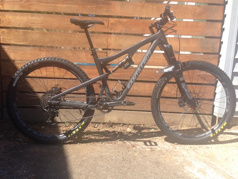 2016 Santa Cruz Bronson II C - MINT Condition! For Sale