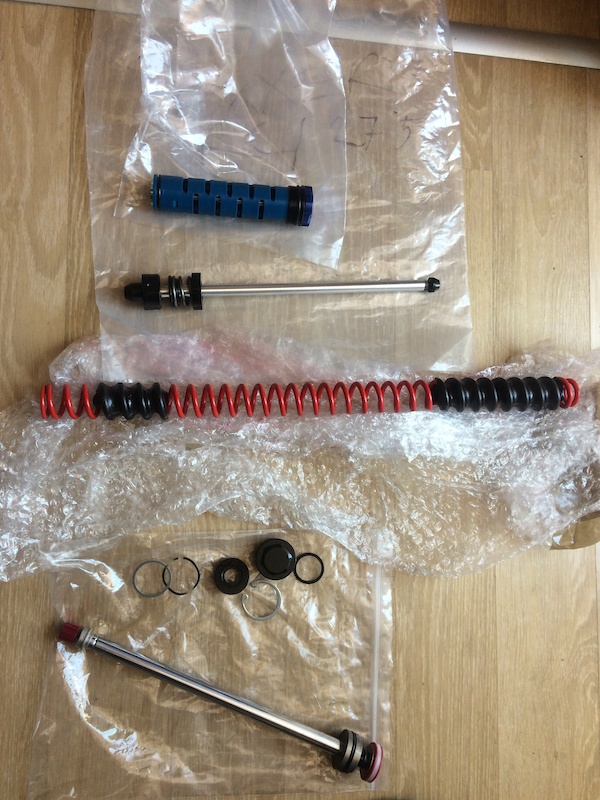 2017 New internals oil leg and spring leg for Boxxer Race For Sale