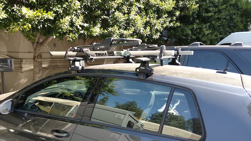 2016 MK7 Golf GTI Thule Roof Rack (KIT1710) For Sale