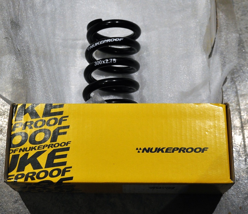 2017 Nukeproof 2.5-2.75*300lbs 145mm Spring For Sale