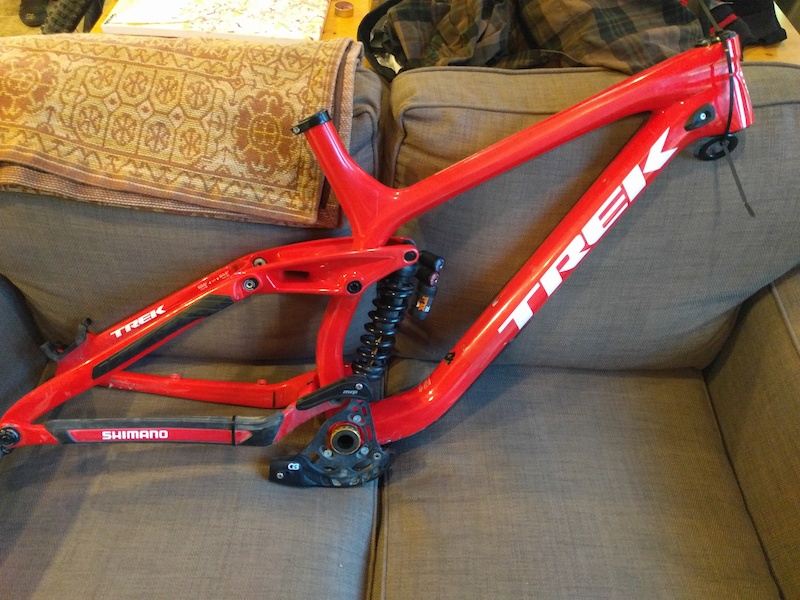 2016 FRAME Trek Session 9.9 team edition + dhx2 Price Drop For Sale