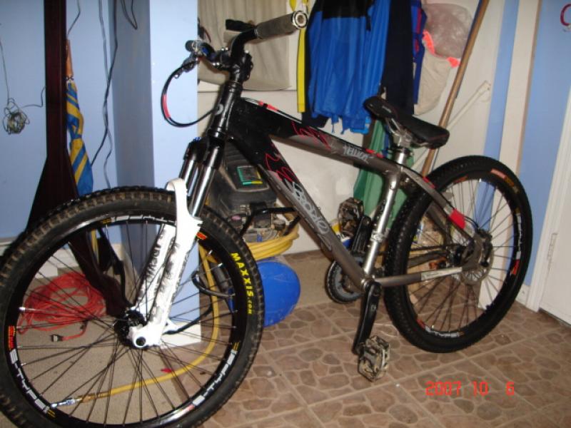 2005 Brodie Hellion, best specs for street!! 1000 O.B.O For Sale