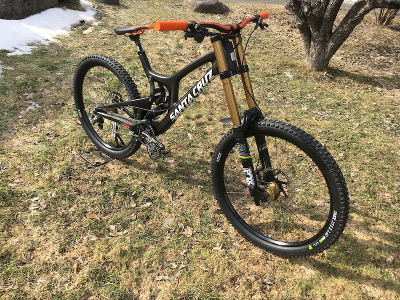 2016 Santa Cruz V10 , Custom Build, Rebuilt Suspension For Sale