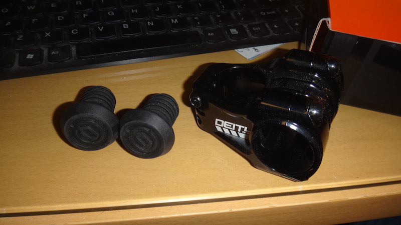 Deity Copperhead Stem & Bar end plugs For Sale