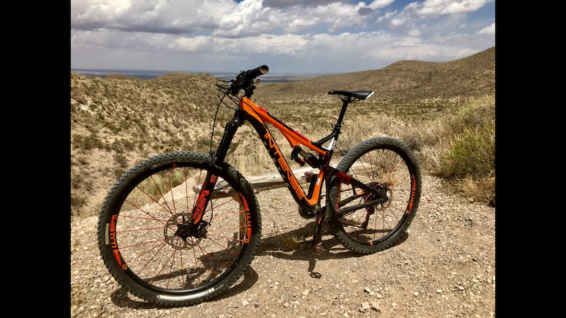 2015 Intense Carbine 29er, Industry Nine wheels and hubs For Sale