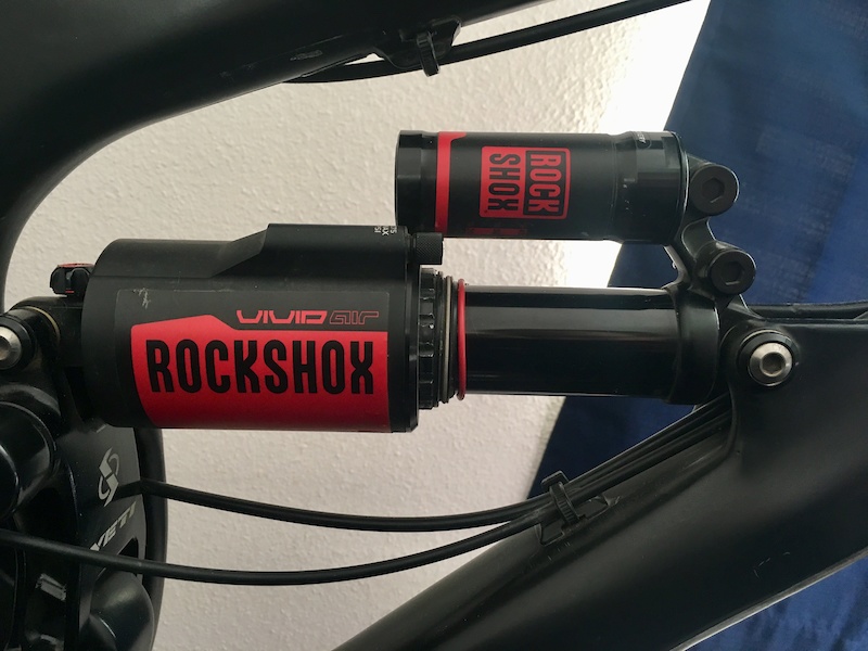 2014 Rockshox Vivid Air R2C 8.5 x 2.5 For Sale