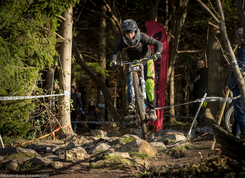 It's a Hooner Tidworth Freeride: Annual Hooper Hooner 2017 - Pinkbike