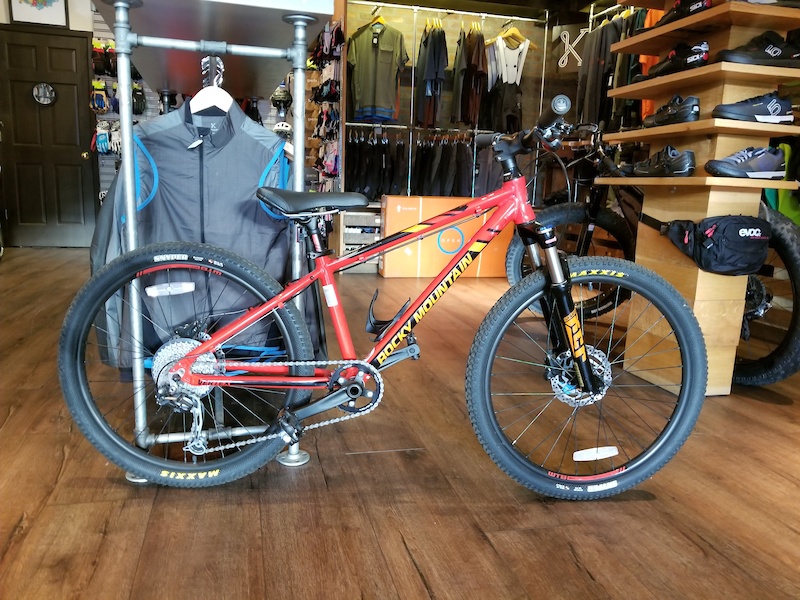 2017 New Rocky Mountain Vertex 24" For Sale