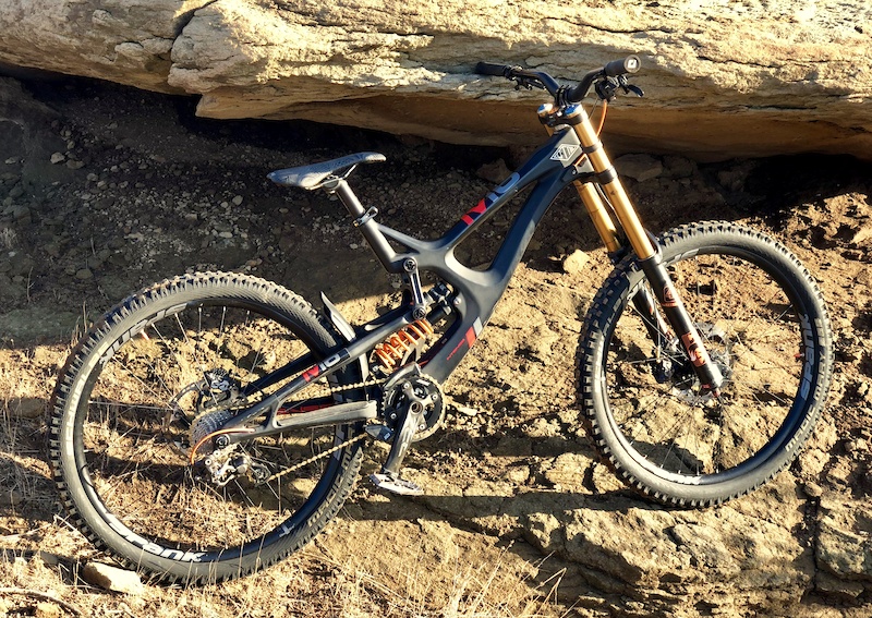 2016 Intense M16C Carbon DH 27.5 M For Sale