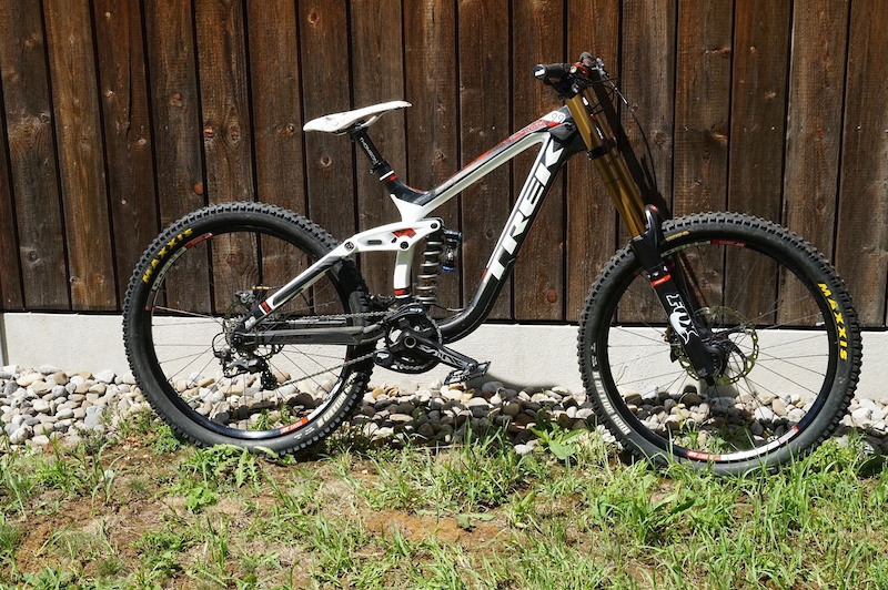 2013 Trek session 9.9 CARBON fox40 kashima saint For Sale