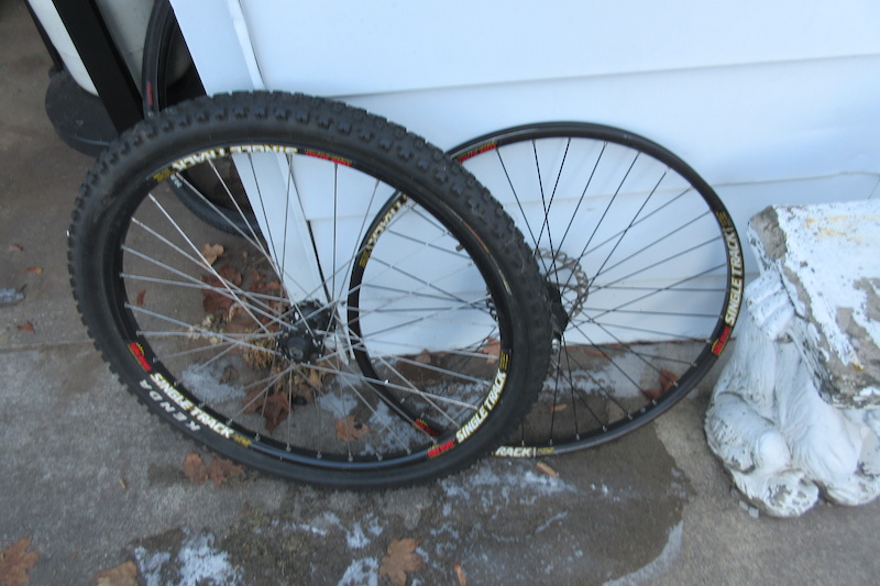 Sun Single Track wheels XT GT hubs 20mm front avail For Sale