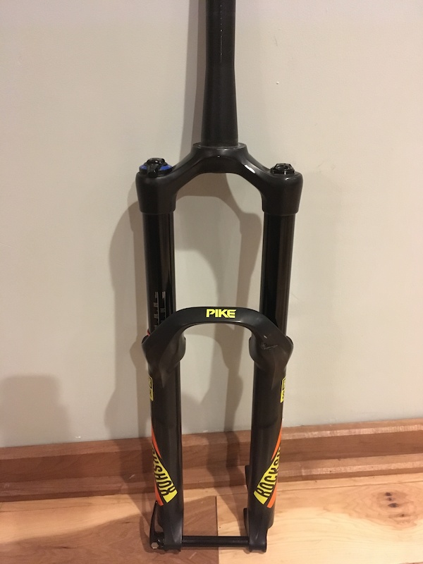 2017 Rockshox Pike RCT3 -160mm travel non-boost For Sale