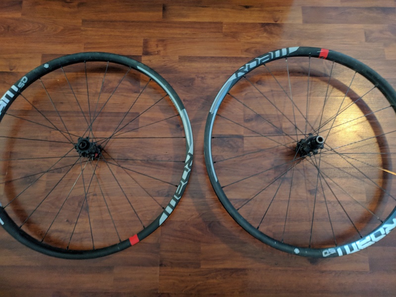 Sram Roam 50 wheelset For Sale