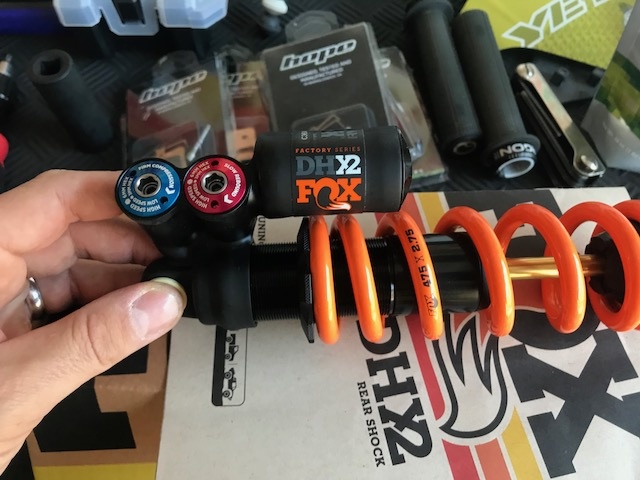 2017 New Fox DHX2 Coil 8.5 X 2.5 SLS #475 pound spring For Sale