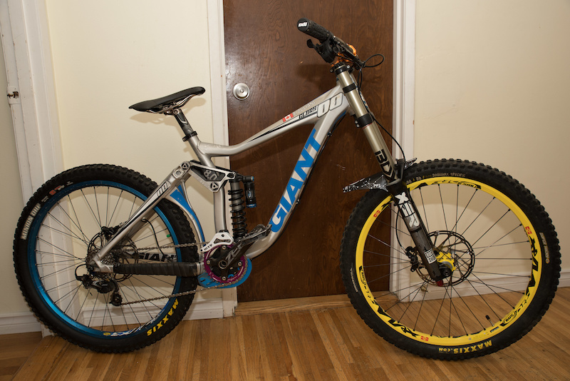 2011 Giant Glory+2013 Boxxer (Charger Damper) (Price Drop) For Sale