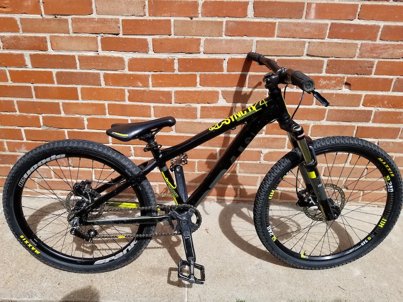 2016 Diamondback Sync'r 24 (Upgraded) For Sale