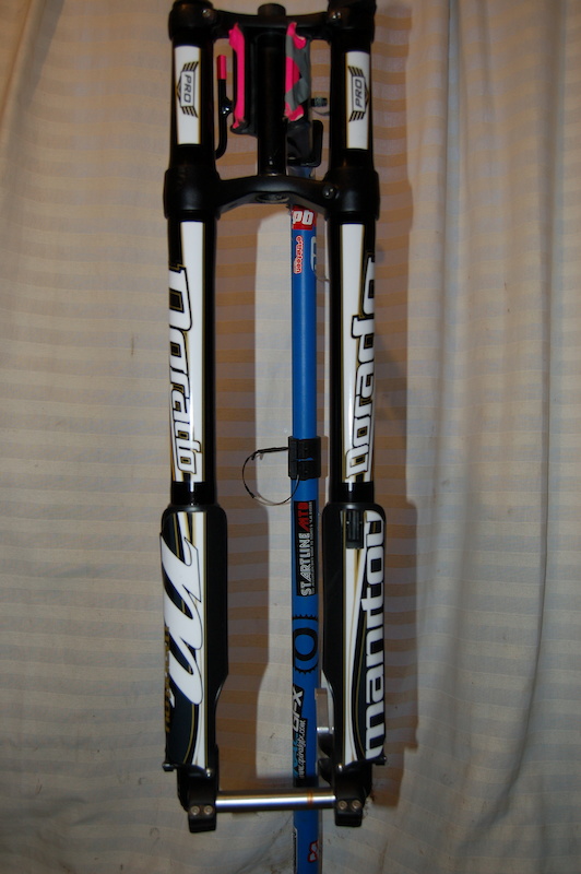 2015 Manitou Dorado Pro Forks UK postage incl PRICE DROP For Sale